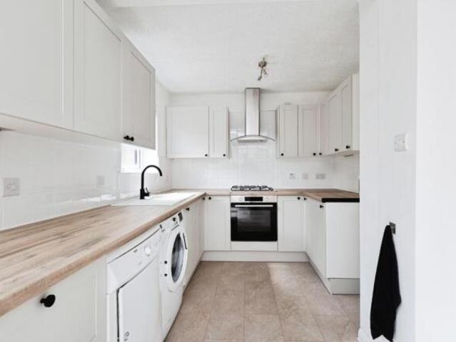 2 bedroom semi detached house for sale in Floribunda Drive, Northampton, NN4