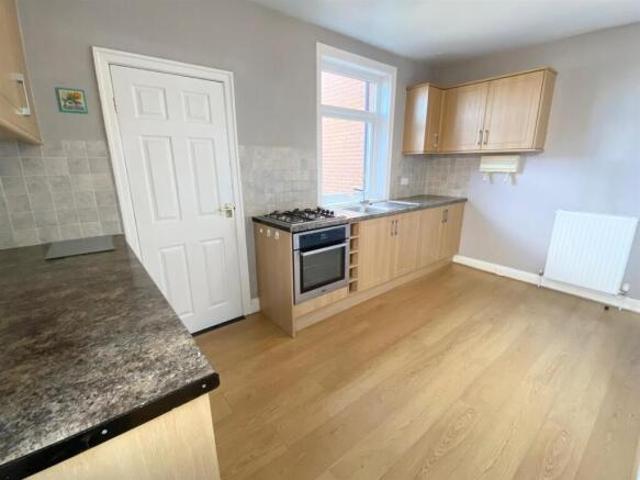 2 bedroom semi detached house for sale in Frances Avenue, Crosland Moor, Huddersfield, HD4
