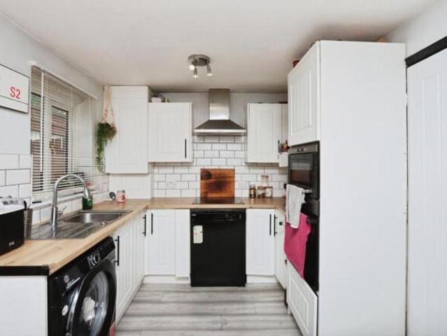 2 bedroom semi detached house for sale in Fretson Road South, Sheffield, S2