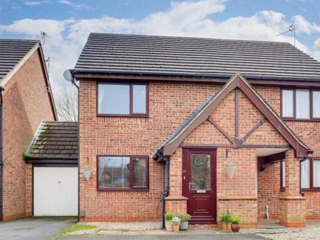 2 Bedroom Semi detached House For Sale In Gamston, Nottinghamshire