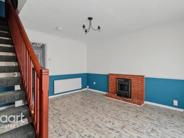 2 bedroom semi detached house for sale in Gilmorton Avenue, Leicester, LE2