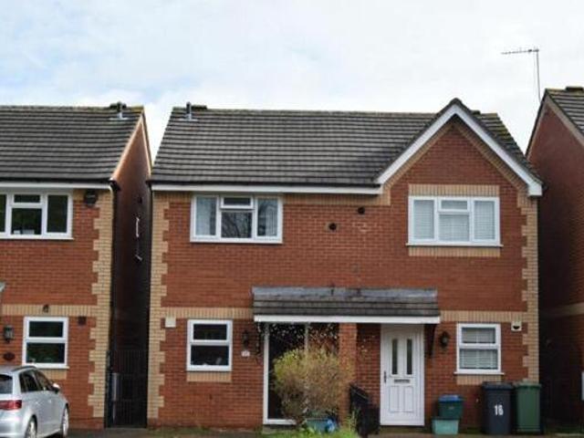 2 Bedroom Semi detached House For Sale In Gloucester, Gloucestershire