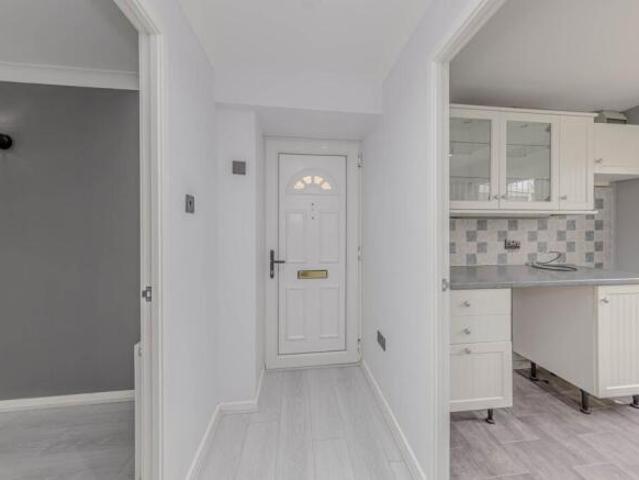 2 bedroom semi detached house for sale in Glencastle Way, Stoke On Trent, ST4