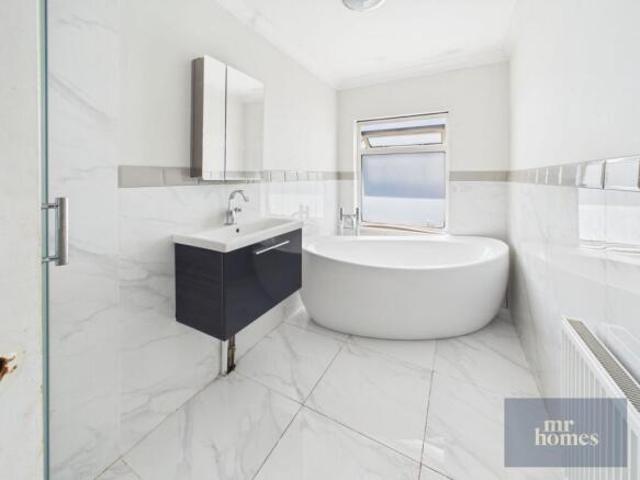 2 bedroom semi detached house for sale in Greenfarm Road, Cardiff, CF5