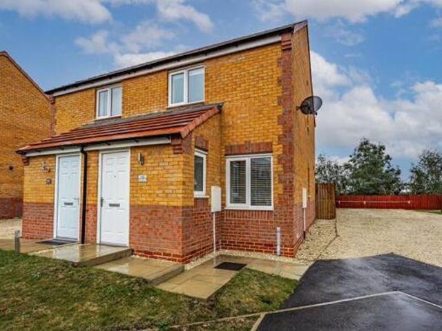 2 Bedroom Semi detached House For Sale In Grimsby, Lincolnshire