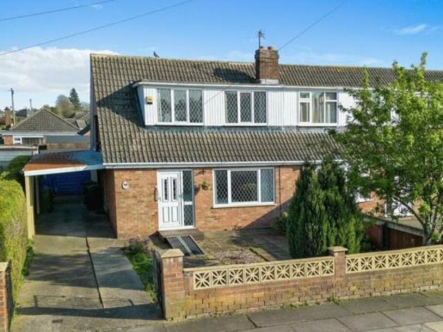 2 Bedroom Semi detached House For Sale In Grimsby