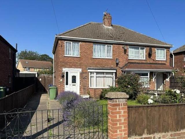 2 Bedroom Semi detached House For Sale In Grimsby