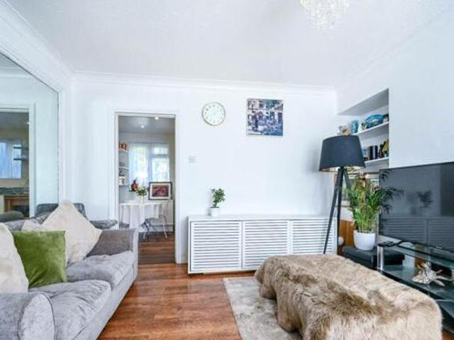 2 Bedroom Semi detached House For Sale In Guildford