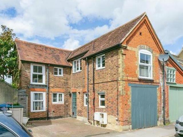 2 Bedroom Semi detached House For Sale In Guildford