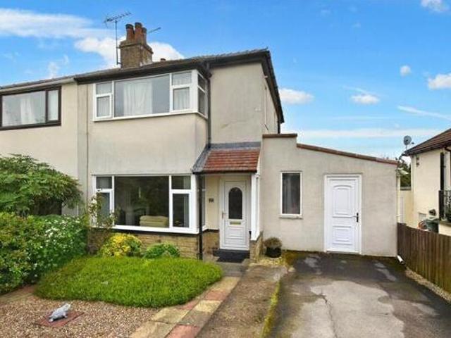 2 Bedroom Semi detached House For Sale In Guiseley, Leeds