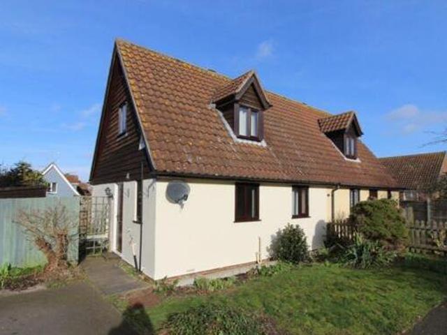 2 Bedroom Semi detached House For Sale In Hadleigh