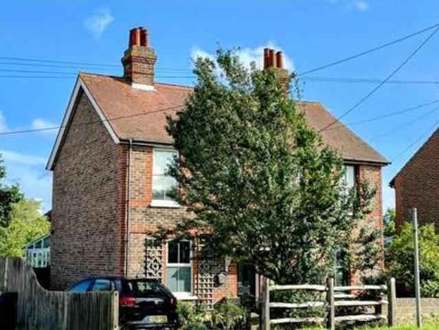 2 Bedroom Semi detached House For Sale In Hailsham, East Sussex