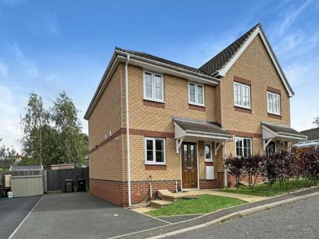 2 Bedroom Semi detached House For Sale In Halstead