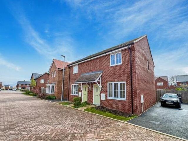 2 Bedroom Semi detached House For Sale In Halstead