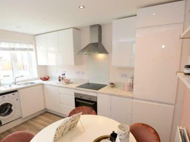 2 Bedroom Semi detached House For Sale In Hatton, Derbyshire