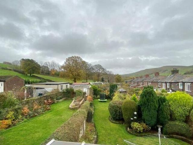 2 Bedroom Semi detached House For Sale In Hayfield
