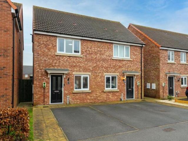 2 bedroom semi detached house for sale in Heather Court, Killinghall, HG3