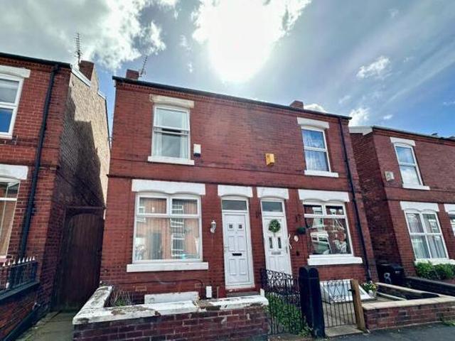 2 Bedroom Semi detached House For Sale In Heaviley, Stockport