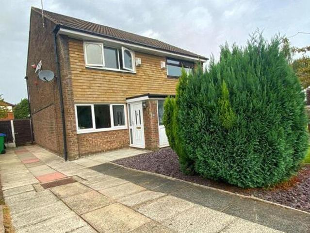 2 Bedroom Semi detached House For Sale In Heywood, Greater Manchester