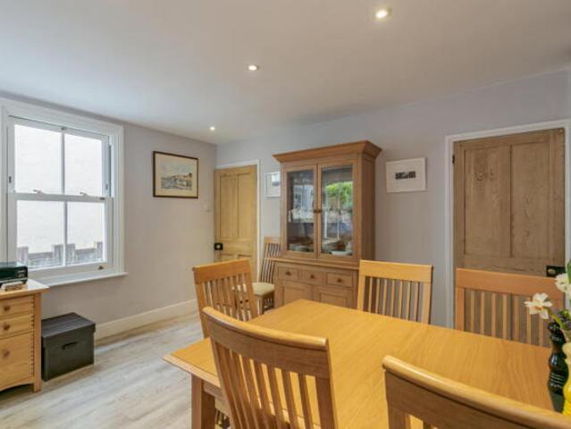 2 bedroom semi detached house for sale in High Path Road, Merrow, GU1