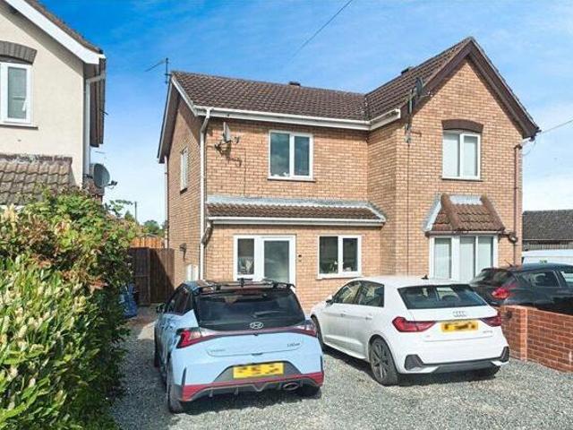 2 Bedroom Semi detached House For Sale In Holbeach