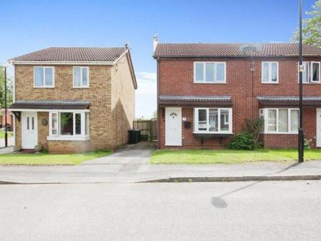 2 Bedroom Semi detached House For Sale In Holbrooks