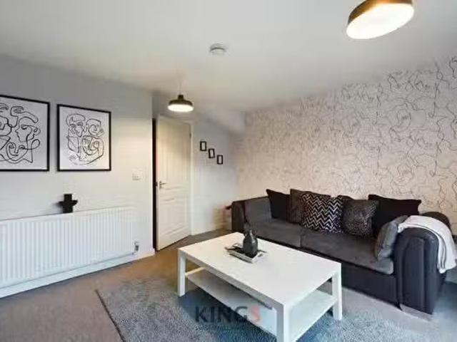 2 Bedroom Semi Detached House For Sale In Holly Leys, Stevenag.