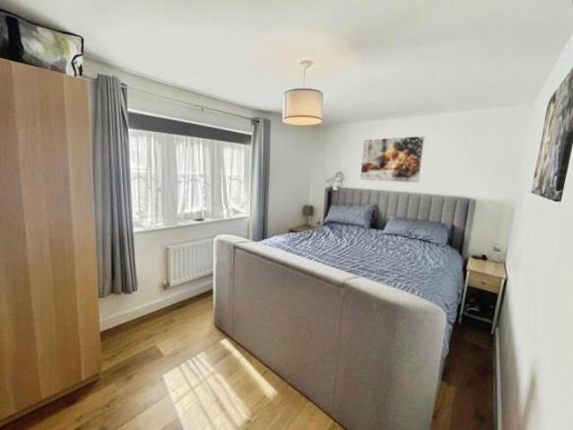 2 bedroom semi detached house for sale in Hopper Drive, Chineham, RG24