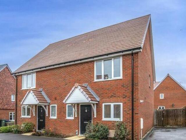 2 Bedroom Semi detached House For Sale In Horam