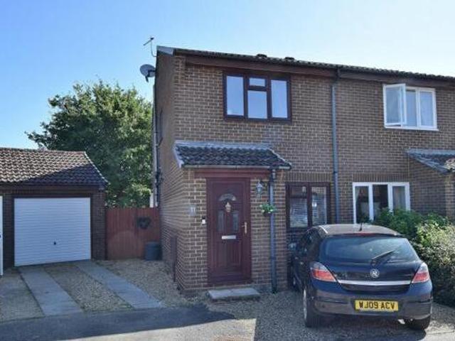 2 Bedroom Semi detached House For Sale In Hordle