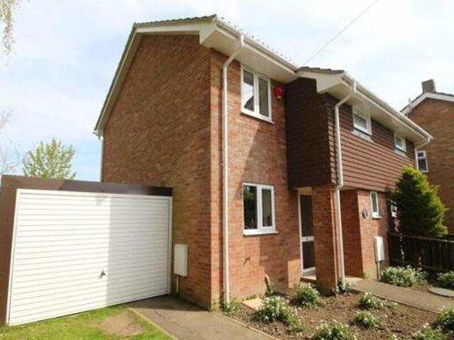 2 Bedroom Semi detached House For Sale In Hordle, Hampshire