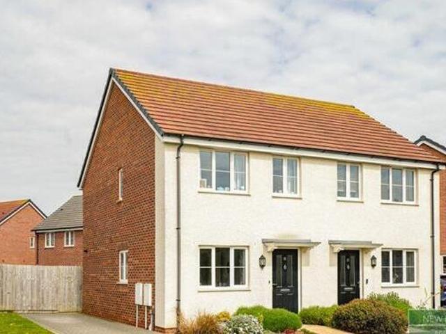 2 Bedroom Semi detached House For Sale In Humberston, Grimsby