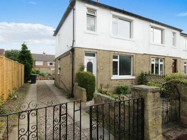 2 Bedroom Semi detached House For Sale In Huddersfield, West Yorkshire