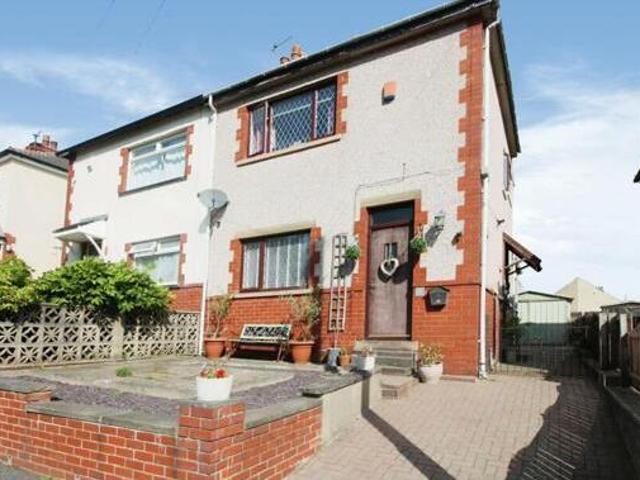 2 Bedroom Semi detached House For Sale In Huddersfield, West Yorkshire