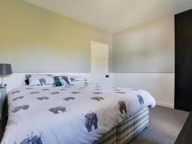 2 bedroom semi detached house for sale in Hughenden Drive, Leicester, LE2