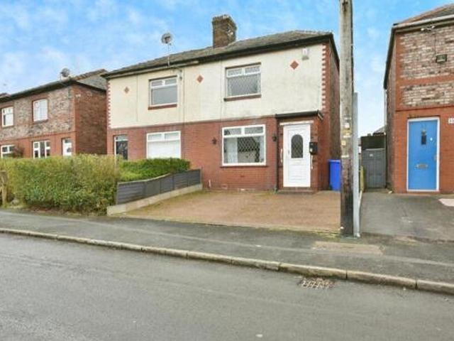 2 Bedroom Semi detached House For Sale In Hyde, Greater Manchester