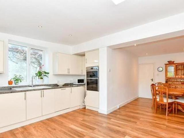 2 Bedroom Semi detached House For Sale In Hythe