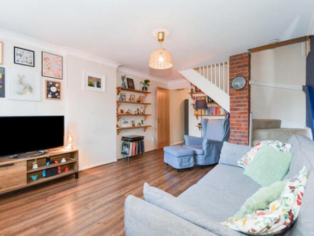 2 bedroom semi detached house for sale in Ingram Road, Sheffield, S2