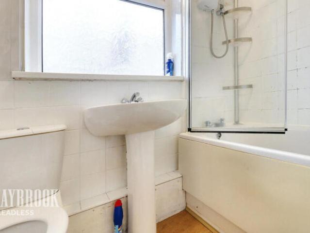 2 bedroom semi detached house for sale in Ingram Road, Sheffield, S2