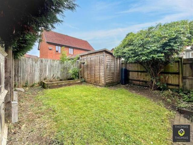 2 bedroom semi detached house for sale in James Way, Hucclecote, GL3