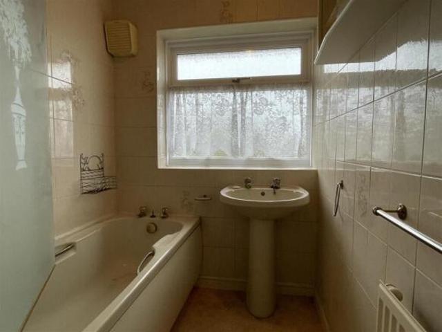 2 bedroom semi detached house for sale in Laburnum Road, Lanesfield, Wolverhampton, WV4