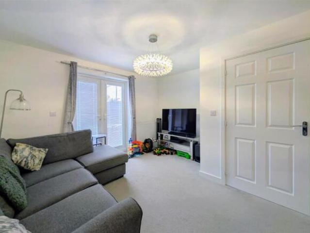 2 bedroom semi detached house for sale in Laines Walk, Tuffley, Gloucester, GL4