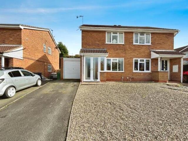 2 Bedroom Semi detached House For Sale In Lakeside