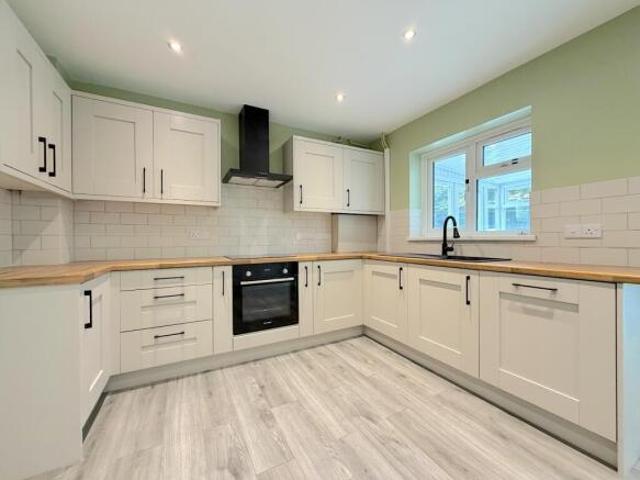 2 bedroom semi detached house for sale in Lavender Close, Pendeford, Wolverhampton, WV9