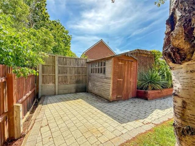 2 bedroom semi detached house for sale in Lavender Crescent, St. Albans, Hertfordshire, AL3
