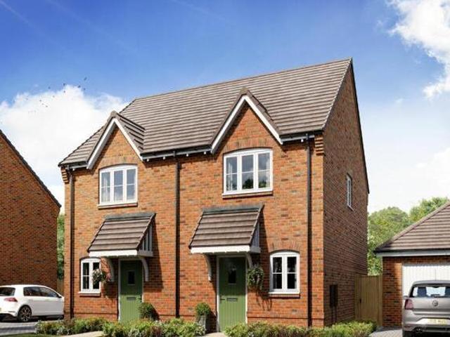 2 Bedroom Semi detached House For Sale In Leamington Road, Kenilworth