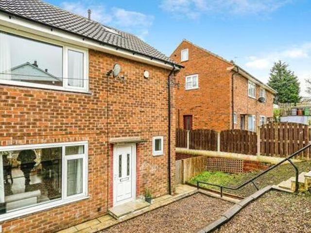 2 Bedroom Semi detached House For Sale In Leeds