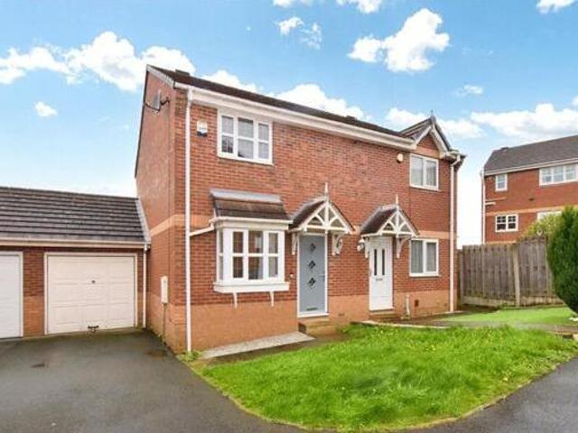 2 Bedroom Semi detached House For Sale In Leeds