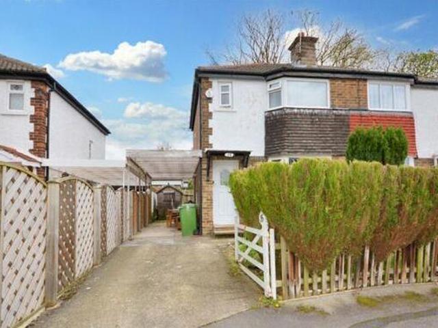 2 Bedroom Semi detached House For Sale In Leeds