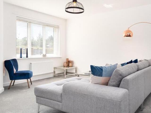 2 Bedroom Semi detached House For Sale In Leeds, West Yorkshire